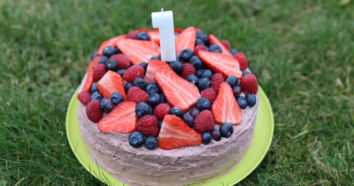 Recept: Dort k 1. narozeninám bez cukru