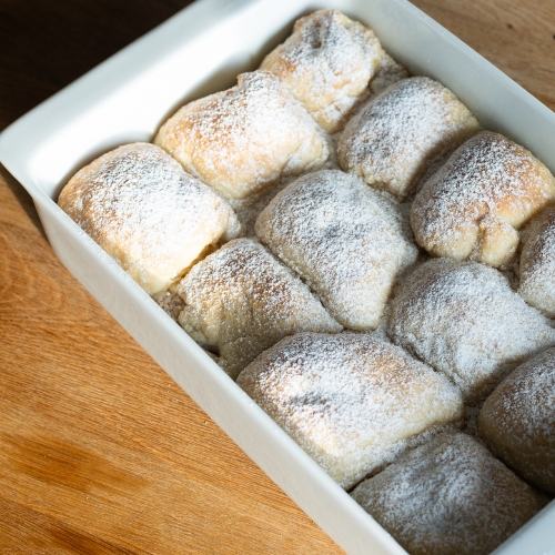 Kynuté buchty s tvarohem a bez vajec – jednoduchý recept